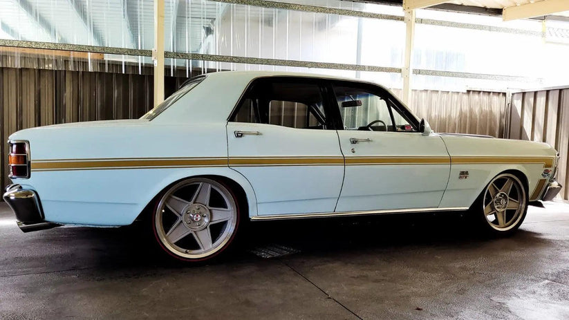 Red wall tyre & wheel package 19x8 Bathurst Globe Wheel set of 4 XY GT ...