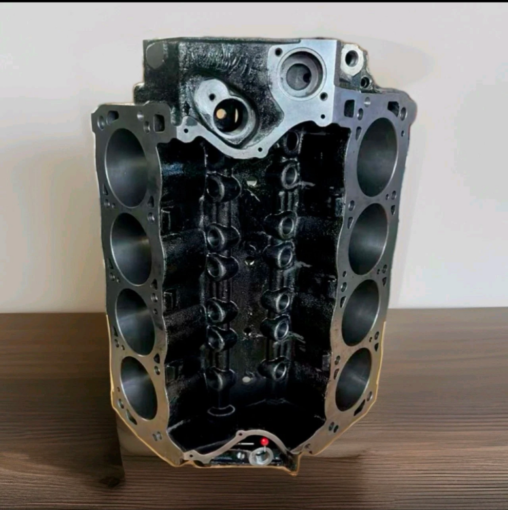 351 Cleveland Engine Block 4.000 bore 9.2 deck height 4 bolt mains ...